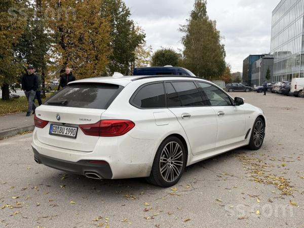 Balts BMW 520 2018 Rīga, ar dzinēja tilpumu 2.00 L un nobraukumu 218 tūkst. km par 18500 €, foto 5 vietnē AUTOMOTO.COM.LV