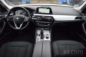 White BMW 520 2019 in Riga, with an engine capacity of 2.00 L and mileage of 327 thousand km for 13900 €, photo 4 on AUTOMOTO.COM.LV