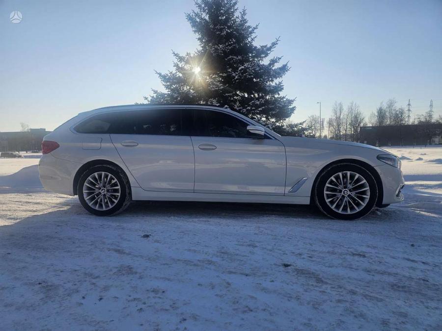Balts BMW 520 2019 Kauņa, ar dzinēja tilpumu 2.00 L un nobraukumu 341 tūkst. km par 15500 €, foto 3 vietnē AUTOMOTO.COM.LV