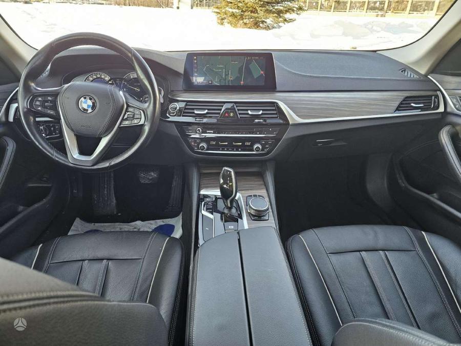 Balts BMW 520 2019 Kauņa, ar dzinēja tilpumu 2.00 L un nobraukumu 341 tūkst. km par 15500 €, foto 12 vietnē AUTOMOTO.COM.LV