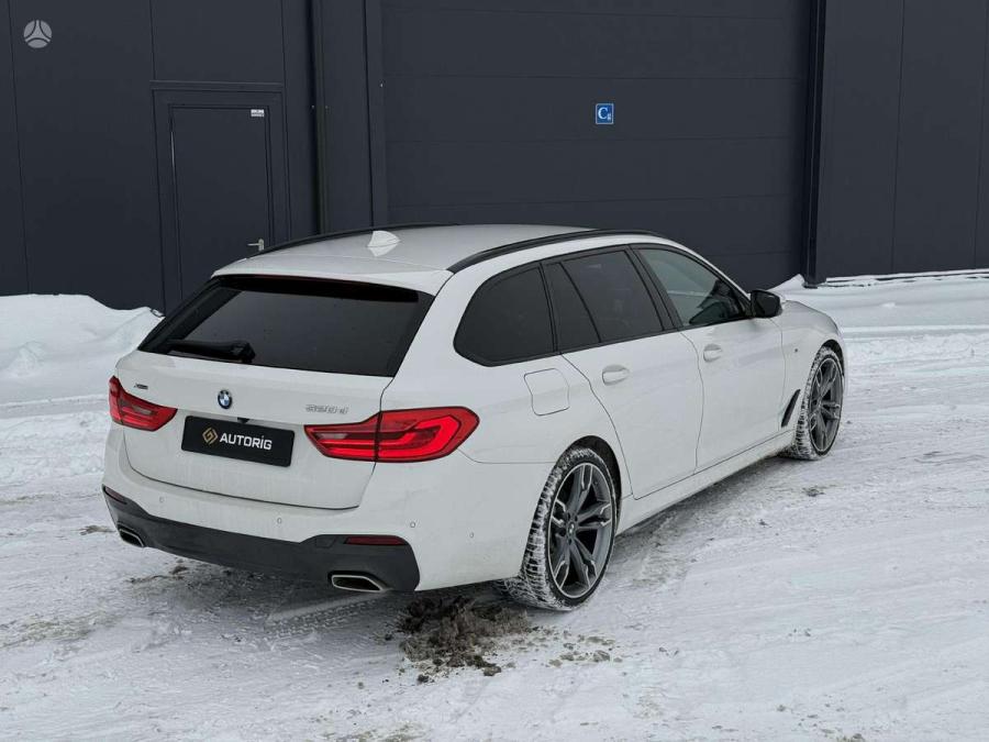 Balts BMW 520 2019 Kauņa, ar dzinēja tilpumu 2.00 L un nobraukumu 260 tūkst. km par 19700 €, foto 4 vietnē AUTOMOTO.COM.LV