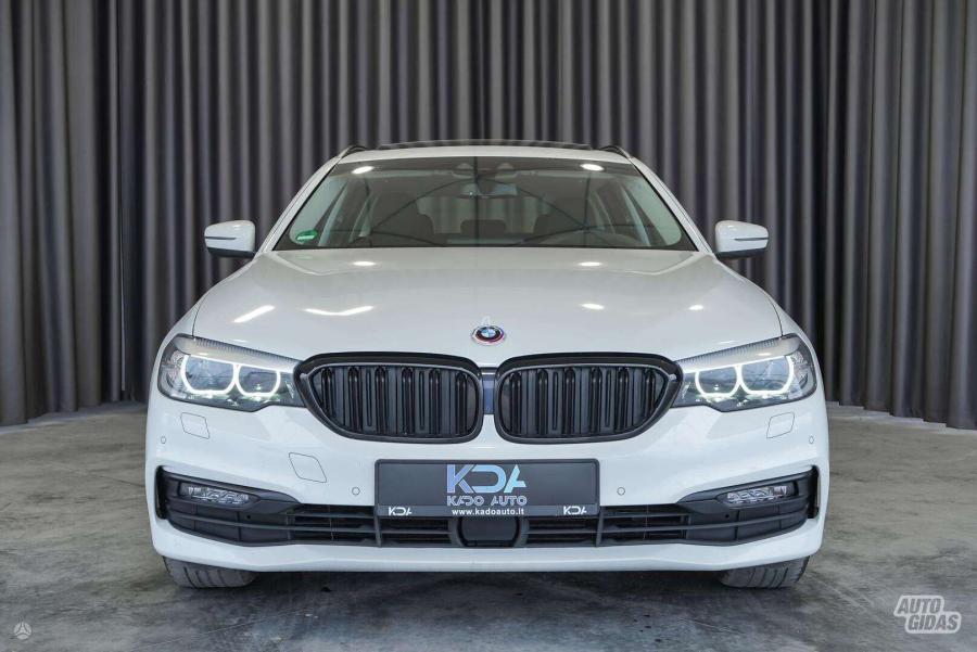 Balts BMW 520 2019 Marijampole, ar dzinēja tilpumu 2.00 L un nobraukumu 144 tūkst. km par 18450 €, foto 4 vietnē AUTOMOTO.COM.LV