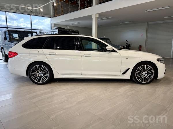 White BMW 520 2019 in Dobele, with an engine capacity of 2.00 L and mileage of 296 thousand km for 18950 €, photo 2 on AUTOMOTO.COM.LV