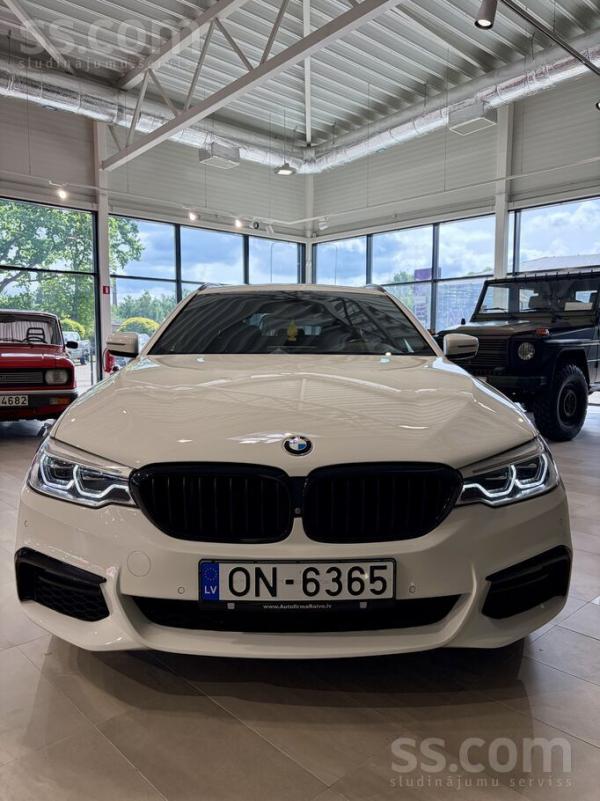 White BMW 520 2019 in Dobele, with an engine capacity of 2.00 L and mileage of 296 thousand km for 18950 €, photo 8 on AUTOMOTO.COM.LV