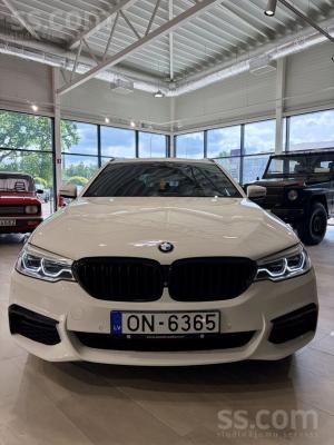 White BMW 520 2019 in Dobele, with an engine capacity of 2.00 L and mileage of 296 thousand km for 18950 €, photo 9 on AUTOMOTO.COM.LV