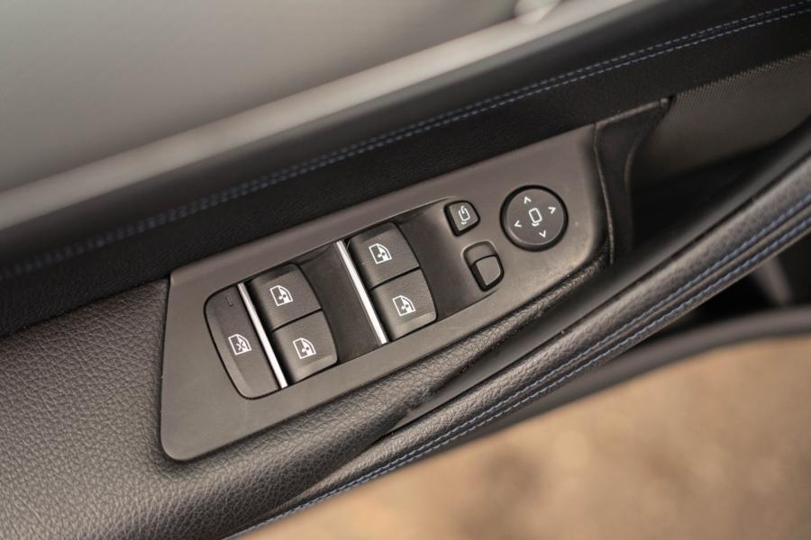 Balts BMW 520 2019 Rīga, ar dzinēja tilpumu 2.00 L un nobraukumu 218 tūkst. km par 18990 €, foto 18 vietnē AUTOMOTO.COM.LV
