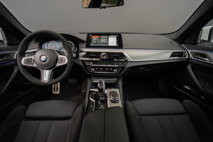 Balts BMW 520 2019 Rīga, ar dzinēja tilpumu 2.00 L un nobraukumu 218 tūkst. km par 18990 €, foto 19 vietnē AUTOMOTO.COM.LV