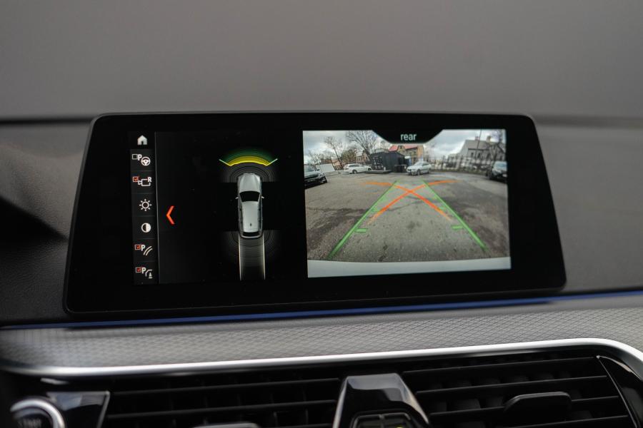 Balts BMW 520 2019 Rīga, ar dzinēja tilpumu 2.00 L un nobraukumu 218 tūkst. km par 18990 €, foto 27 vietnē AUTOMOTO.COM.LV