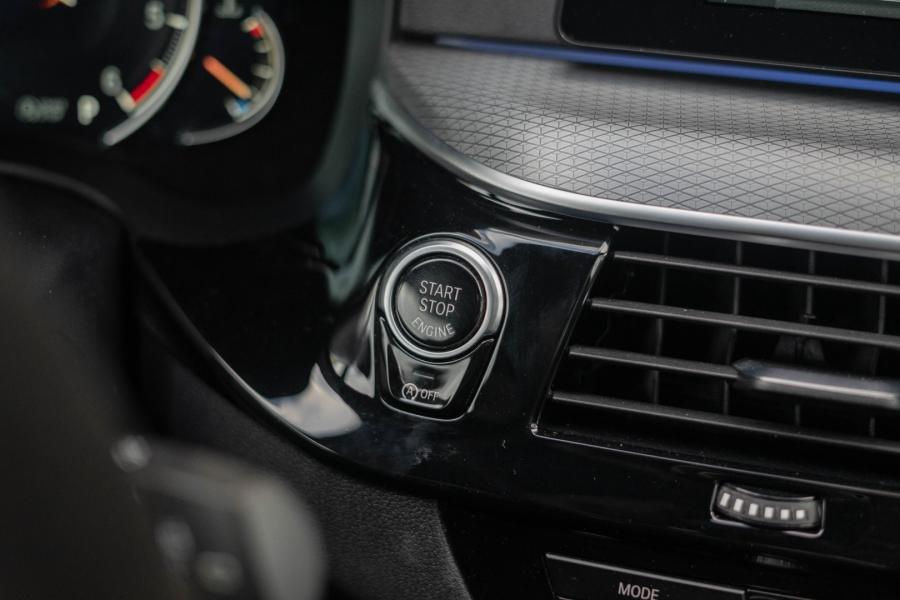 Balts BMW 520 2019 Rīga, ar dzinēja tilpumu 2.00 L un nobraukumu 218 tūkst. km par 18990 €, foto 34 vietnē AUTOMOTO.COM.LV