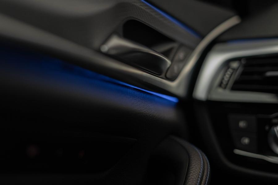 Balts BMW 520 2019 Rīga, ar dzinēja tilpumu 2.00 L un nobraukumu 218 tūkst. km par 18990 €, foto 35 vietnē AUTOMOTO.COM.LV