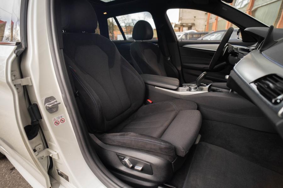 Balts BMW 520 2019 Rīga, ar dzinēja tilpumu 2.00 L un nobraukumu 218 tūkst. km par 18990 €, foto 39 vietnē AUTOMOTO.COM.LV