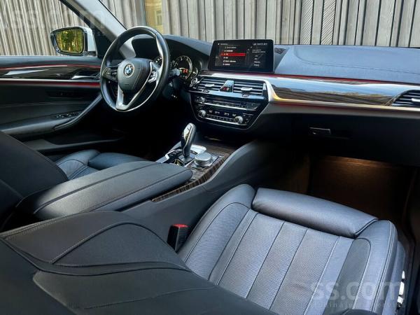 Balts BMW 520 2019 Valmiera, ar dzinēja tilpumu 2.00 L un nobraukumu 264 tūkst. km par 17950 €, foto 10 vietnē AUTOMOTO.COM.LV
