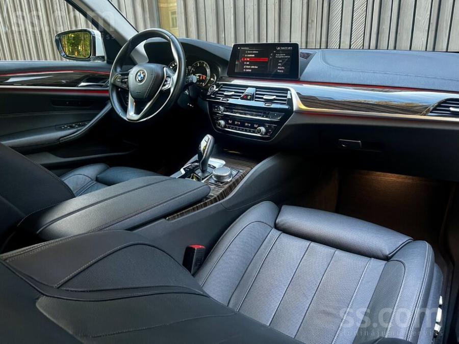 Balts BMW 520 2019 Valmiera, ar dzinēja tilpumu 2.00 L un nobraukumu 264 tūkst. km par 17950 €, foto 11 vietnē AUTOMOTO.COM.LV