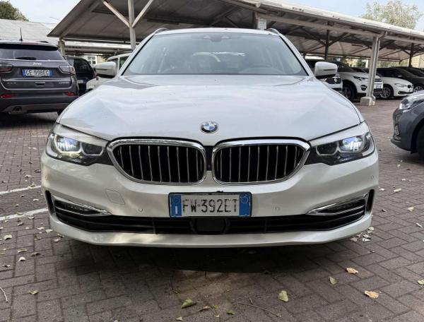 White BMW 520 2019 in Siauliai, with an engine capacity of 2.00 L and mileage of 327 thousand km for 14900 €, photo 2 on AUTOMOTO.COM.LV