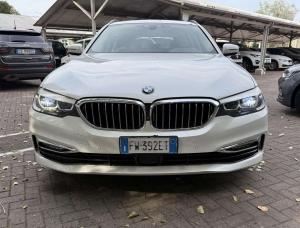White BMW 520 2019 in Siauliai, with an engine capacity of 2.00 L and mileage of 327 thousand km for 14900 €, photo 3 on AUTOMOTO.COM.LV