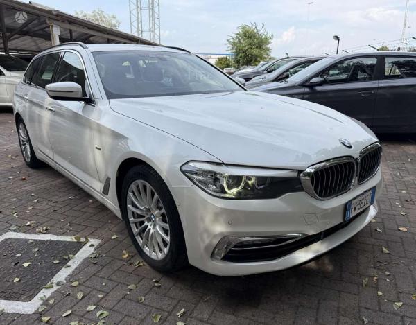 White BMW 520 2019 in Siauliai, with an engine capacity of 2.00 L and mileage of 327 thousand km for 14900 €, photo 3 on AUTOMOTO.COM.LV