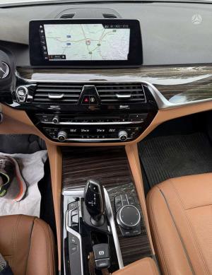 White BMW 520 2019 in Siauliai, with an engine capacity of 2.00 L and mileage of 327 thousand km for 14900 €, photo 12 on AUTOMOTO.COM.LV