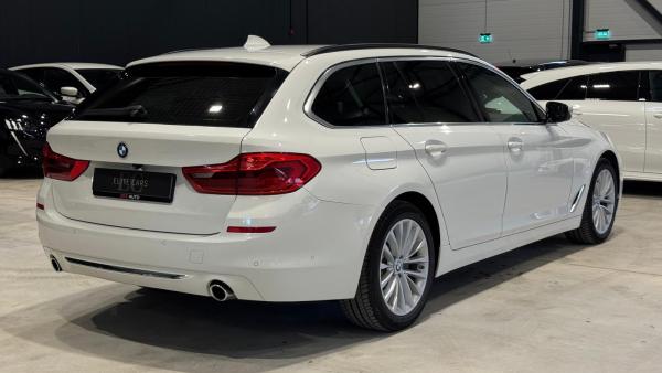 BMW 520 2019 in Riga on AUTOMOTO.COM.LV White BMW 520 2019 in Riga, with an engine capacity of 2.00 L and mileage of 267 thousand km for 18490 €, photo 7 on AUTOMOTO.COM.LV