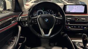 Balts BMW 520 2019 Rīga, ar dzinēja tilpumu 2.00 L un nobraukumu 267 tūkst. km par 18490 €, foto 12 vietnē AUTOMOTO.COM.LV
