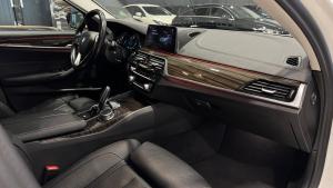 Balts BMW 520 2019 Rīga, ar dzinēja tilpumu 2.00 L un nobraukumu 267 tūkst. km par 18490 €, foto 19 vietnē AUTOMOTO.COM.LV
