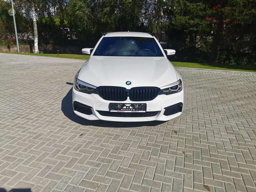 Белый БМВ 520 2019 в Каунас, объемом двигателя 2.00 л и пробегом 229 тыс. км за 16950 €, фото 12 на AUTOMOTO.COM.LV