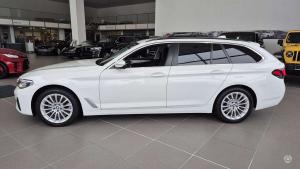 Balts BMW 520 2020 Marijampole, ar dzinēja tilpumu 2.00 L un nobraukumu 230 tūkst. km par 23999 €, foto 3 vietnē AUTOMOTO.COM.LV