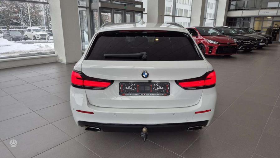 Balts BMW 520 2020 Marijampole, ar dzinēja tilpumu 2.00 L un nobraukumu 230 tūkst. km par 23999 €, foto 5 vietnē AUTOMOTO.COM.LV