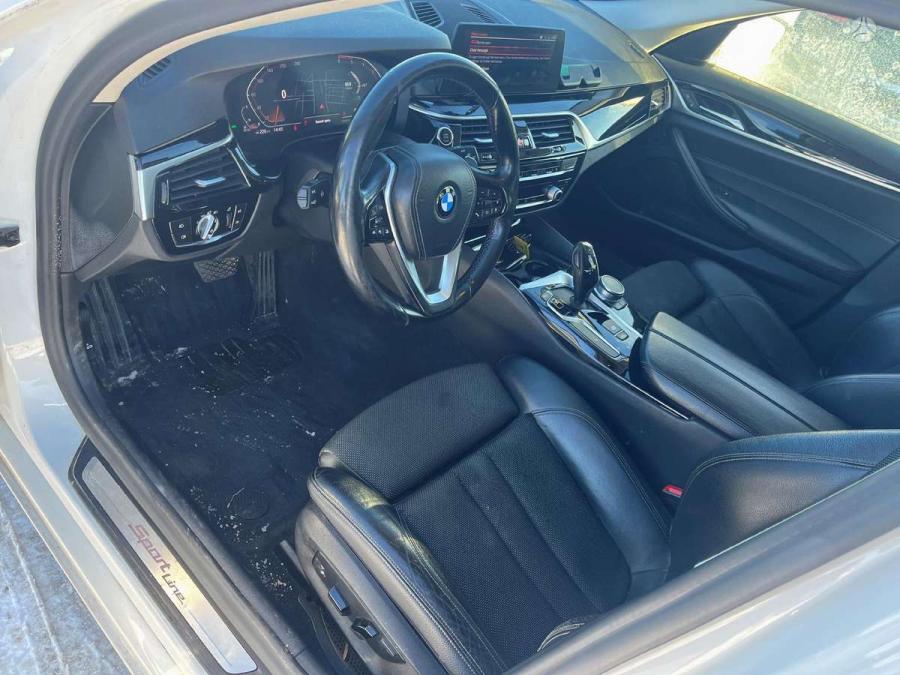 Balts BMW 520 2020 Tauragė, ar dzinēja tilpumu 2.00 L un nobraukumu 222 tūkst. km par 14700 €, foto 10 vietnē AUTOMOTO.COM.LV