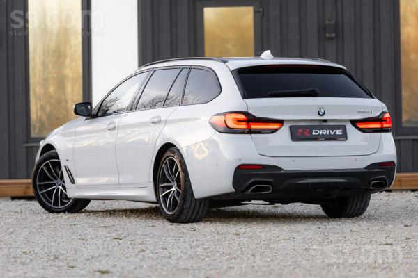 White BMW 520 2020 in Jelgava, with an engine capacity of 2.00 L and mileage of 203 thousand km for 25500 €, photo 4 on AUTOMOTO.COM.LV