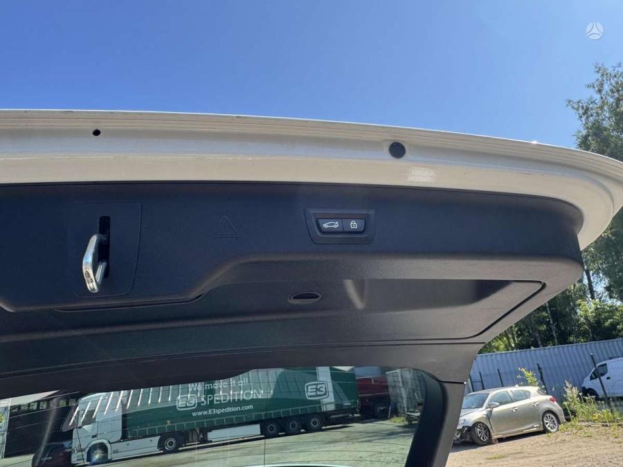 Balts BMW 520 2020 Panevēža, ar dzinēja tilpumu 2.00 L un nobraukumu 189 tūkst. km par 19300 €, foto 17 vietnē AUTOMOTO.COM.LV