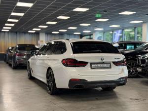 White BMW 520 2021 in Klaipeda, with an engine capacity of 2.00 L and mileage of 267 thousand km for 23999 €, photo 4 on AUTOMOTO.COM.LV