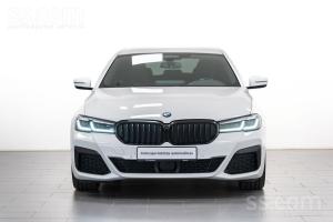Balts BMW 520 2021 Rīga, ar dzinēja tilpumu 2.00 L un nobraukumu 111 tūkst. km par 31500 €, foto 7 vietnē AUTOMOTO.COM.LV