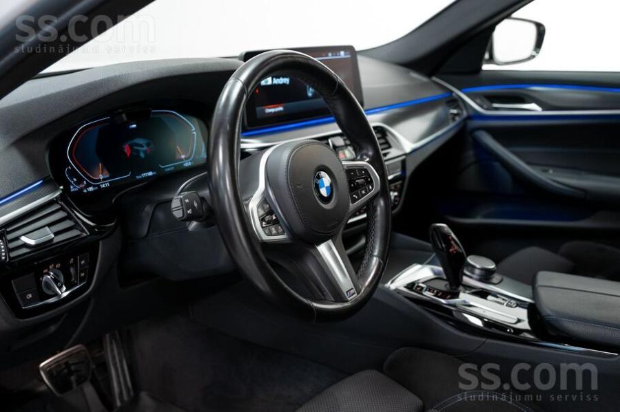 Balts BMW 520 2021 Rīga, ar dzinēja tilpumu 2.00 L un nobraukumu 111 tūkst. km par 31500 €, foto 27 vietnē AUTOMOTO.COM.LV