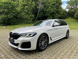 White BMW 520 2021 in Klaipeda, with an engine capacity of 2.00 L and mileage of 219 thousand km for 26500 €, photo 4 on AUTOMOTO.COM.LV