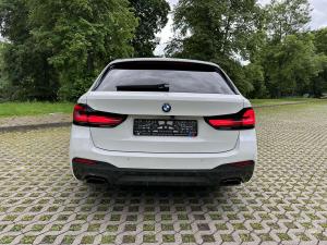 White BMW 520 2021 in Klaipeda, with an engine capacity of 2.00 L and mileage of 219 thousand km for 26500 €, photo 7 on AUTOMOTO.COM.LV