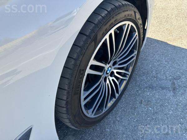 Balts BMW 520 2022 Rīga, ar dzinēja tilpumu 2.00 L un nobraukumu 127 tūkst. km par 31000 €, foto 9 vietnē AUTOMOTO.COM.LV