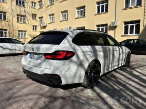 Balts BMW 520 2022 Valmiera, ar dzinēja tilpumu 2.00 L un nobraukumu 172 tūkst. km par 29200 €, foto 5 vietnē AUTOMOTO.COM.LV