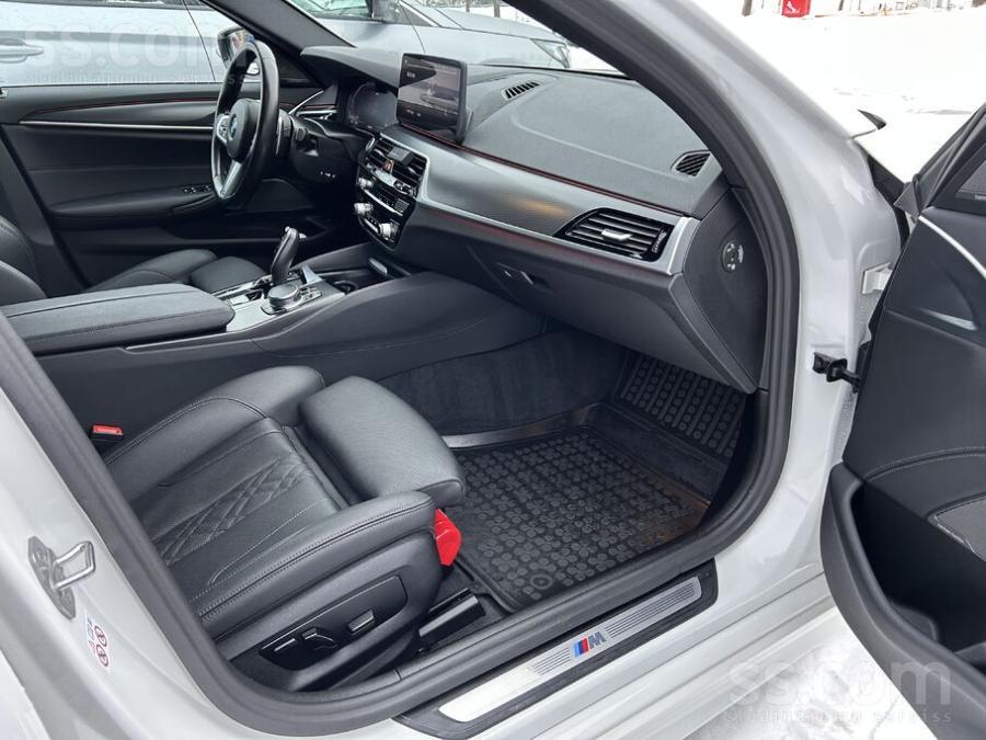 White BMW 520 2022 in Valmiera, with an engine capacity of 2.00 L and mileage of 161 thousand km for 30900 €, photo 6 on AUTOMOTO.COM.LV