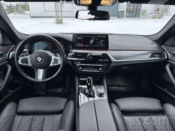 White BMW 520 2022 in Valmiera, with an engine capacity of 2.00 L and mileage of 161 thousand km for 30900 €, photo 6 on AUTOMOTO.COM.LV