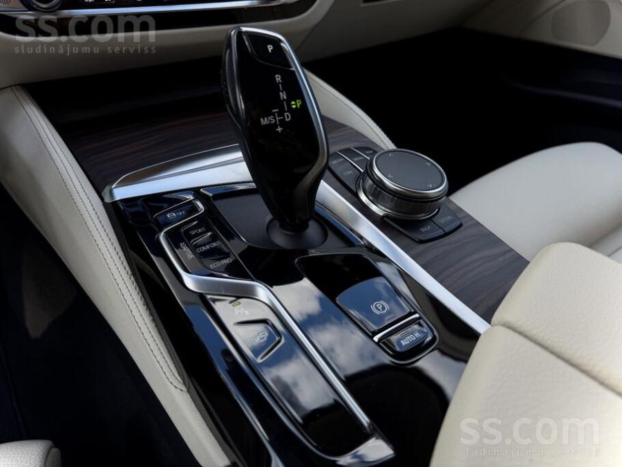Balts BMW 520 2023 Rīga, ar dzinēja tilpumu 2.00 L un nobraukumu 250 tūkst. km par 21999 €, foto 15 vietnē AUTOMOTO.COM.LV