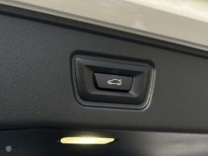 Balts BMW 520 2024 Viļņa, ar dzinēja tilpumu 2.00 L un nobraukumu 49 tūkst. km par 36999 €, foto 7 vietnē AUTOMOTO.COM.LV