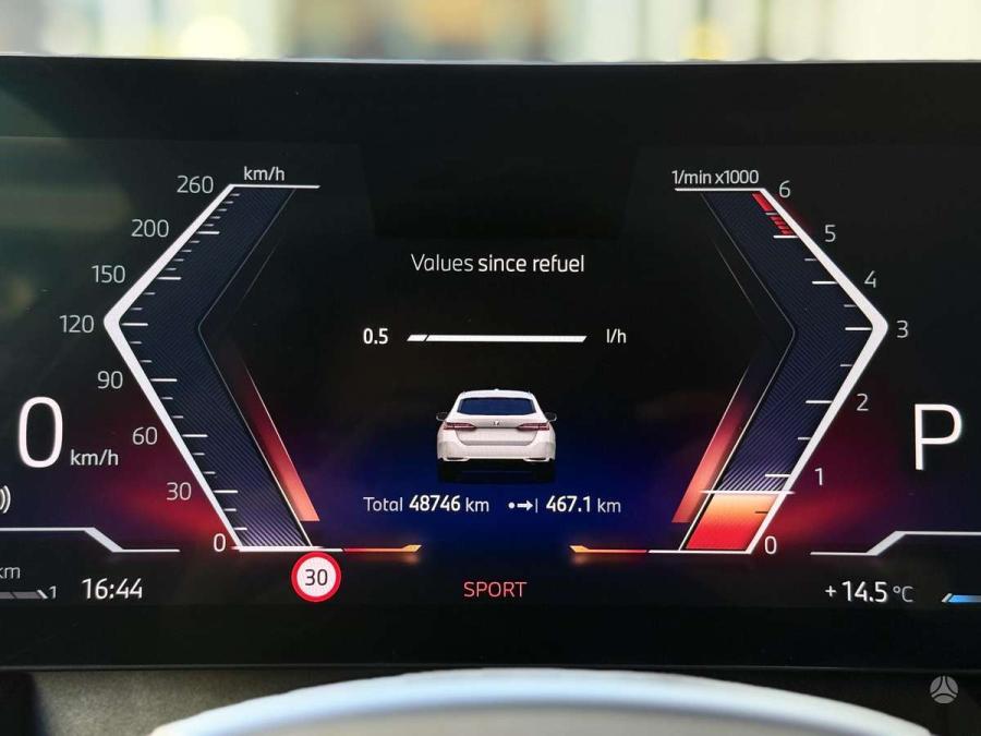 Balts BMW 520 2024 Viļņa, ar dzinēja tilpumu 2.00 L un nobraukumu 49 tūkst. km par 36999 €, foto 13 vietnē AUTOMOTO.COM.LV