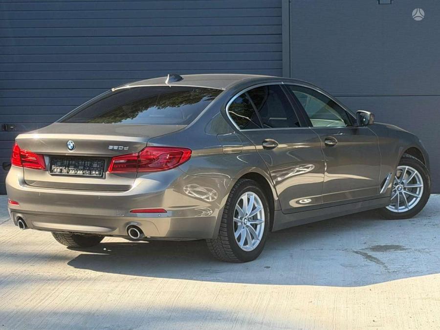 Dzeltens BMW 520 2017 Utena, ar dzinēja tilpumu 2.00 L un nobraukumu 330 tūkst. km par 14200 €, foto 7 vietnē AUTOMOTO.COM.LV