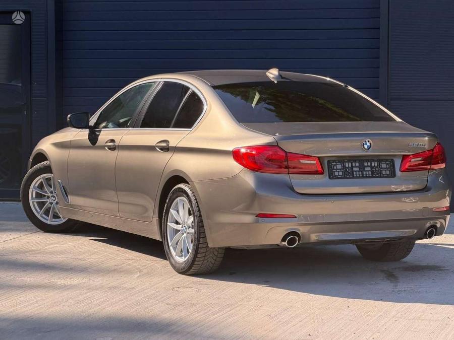 Dzeltens BMW 520 2017 Utena, ar dzinēja tilpumu 2.00 L un nobraukumu 330 tūkst. km par 14200 €, foto 9 vietnē AUTOMOTO.COM.LV
