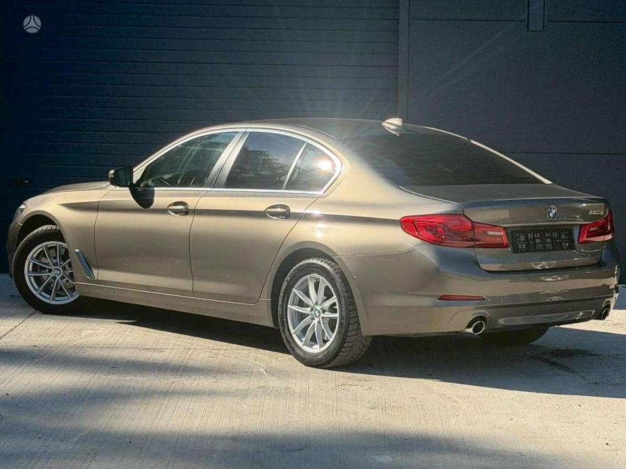 Dzeltens BMW 520 2017 Utena, ar dzinēja tilpumu 2.00 L un nobraukumu 330 tūkst. km par 14200 €, foto 10 vietnē AUTOMOTO.COM.LV