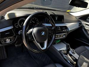 Dzeltens BMW 520 2017 Utena, ar dzinēja tilpumu 2.00 L un nobraukumu 330 tūkst. km par 14200 €, foto 21 vietnē AUTOMOTO.COM.LV