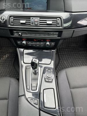 Dzeltens BMW 520 2011 Rīga, ar dzinēja tilpumu 2.00 L un nobraukumu 282 tūkst. km par 6900 €, foto 12 vietnē AUTOMOTO.COM.LV