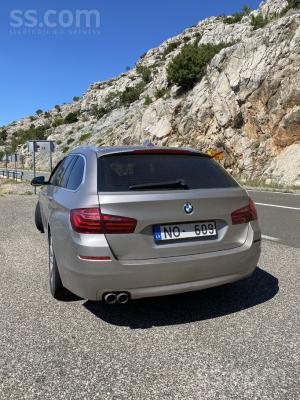 Yellow BMW 520 2013 in Riga, with an engine capacity of 2.00 L and mileage of 245 thousand km for 7500 €, photo 5 on AUTOMOTO.COM.LV