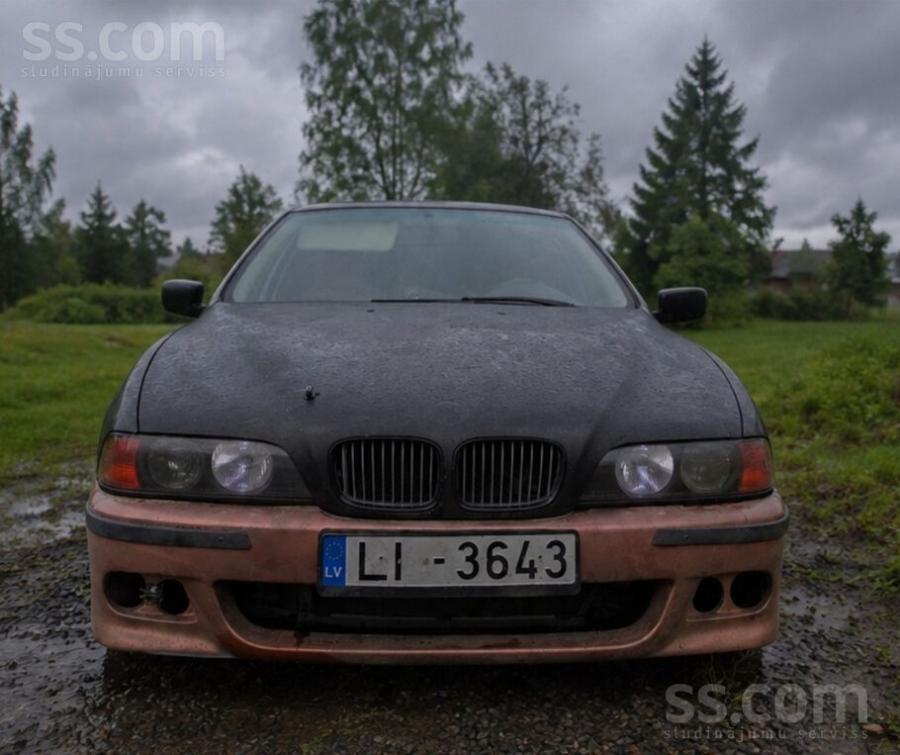 Melns BMW 523 1996 Rīga, ar dzinēja tilpumu 2.50 L un nobraukumu 420 tūkst. km par 900 €, foto 1 vietnē AUTOMOTO.COM.LV