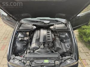 Melns BMW 523 1999 Rīga, ar dzinēja tilpumu 2.50 L un nobraukumu 347 tūkst. km par 2999 €, foto 12 vietnē AUTOMOTO.COM.LV
